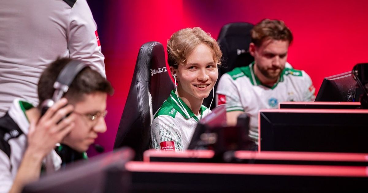 Natus Vincere против Team Falcons — ставки на матч CS2