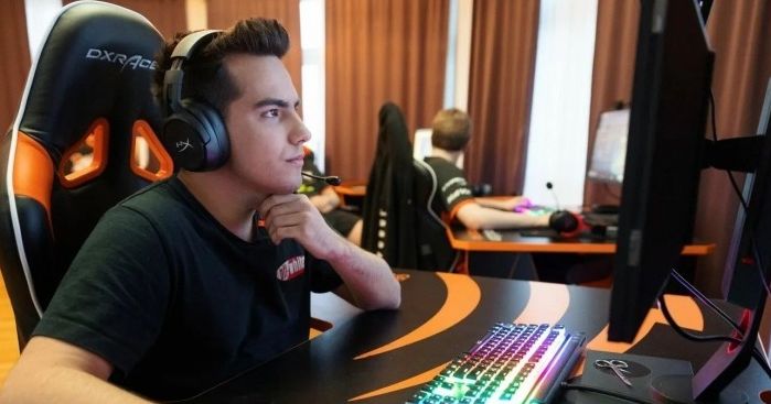 DM назвал лучшего игрока на офлейне в Dota 2