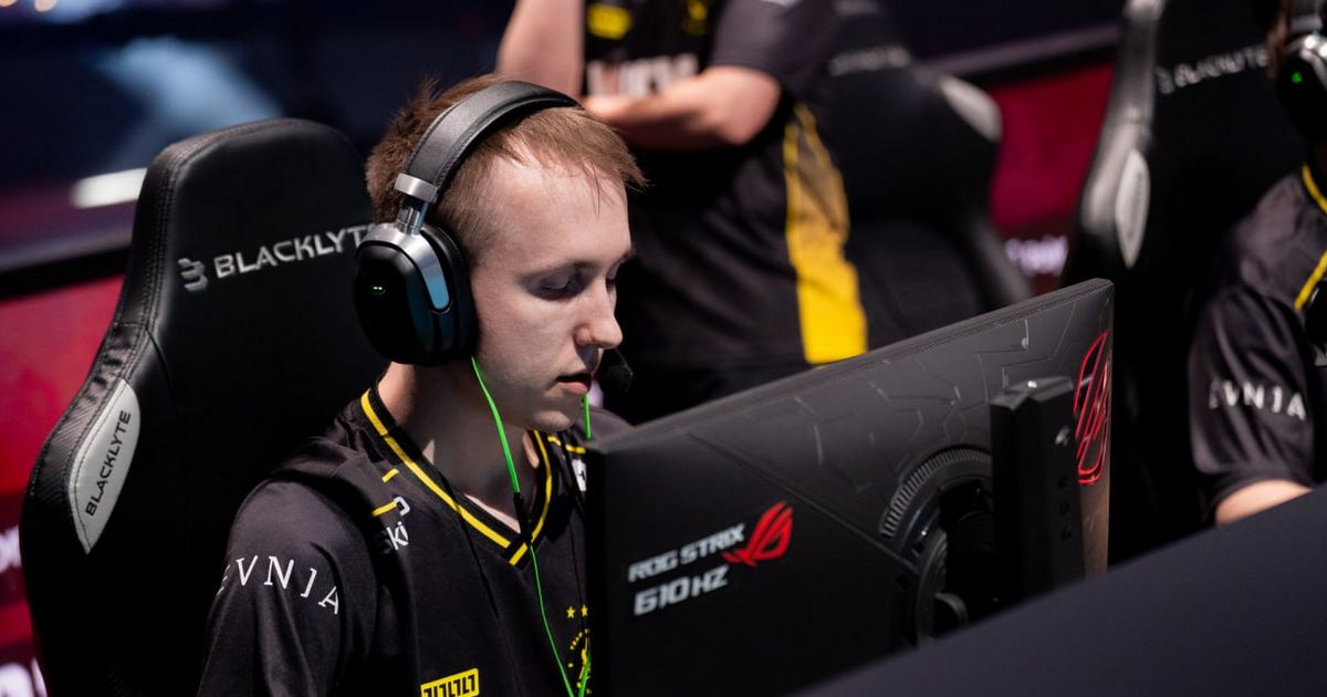 Ropz показал золотой слиток за победу в шестом сезоне ESL Grand Slam