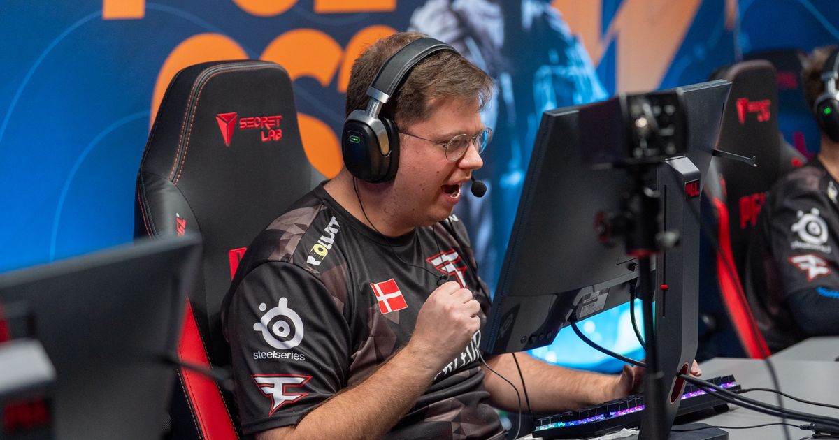 FaZe Clan одержала первую победу на PGL Bucharest 2025, обыграв paiN Gaming