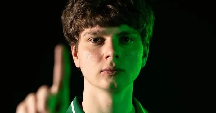 Kyousuke добавил себя, donk и m0NESY в символическую сборную России по CS2
