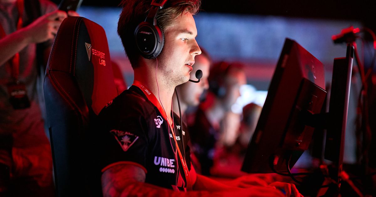 Device высказался о переходе из Astralis в Ninjas in Pyjamas