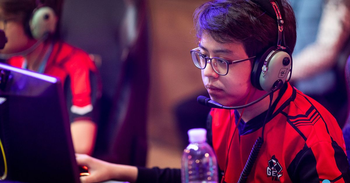 T1 укомплектовала состав по Dota 2