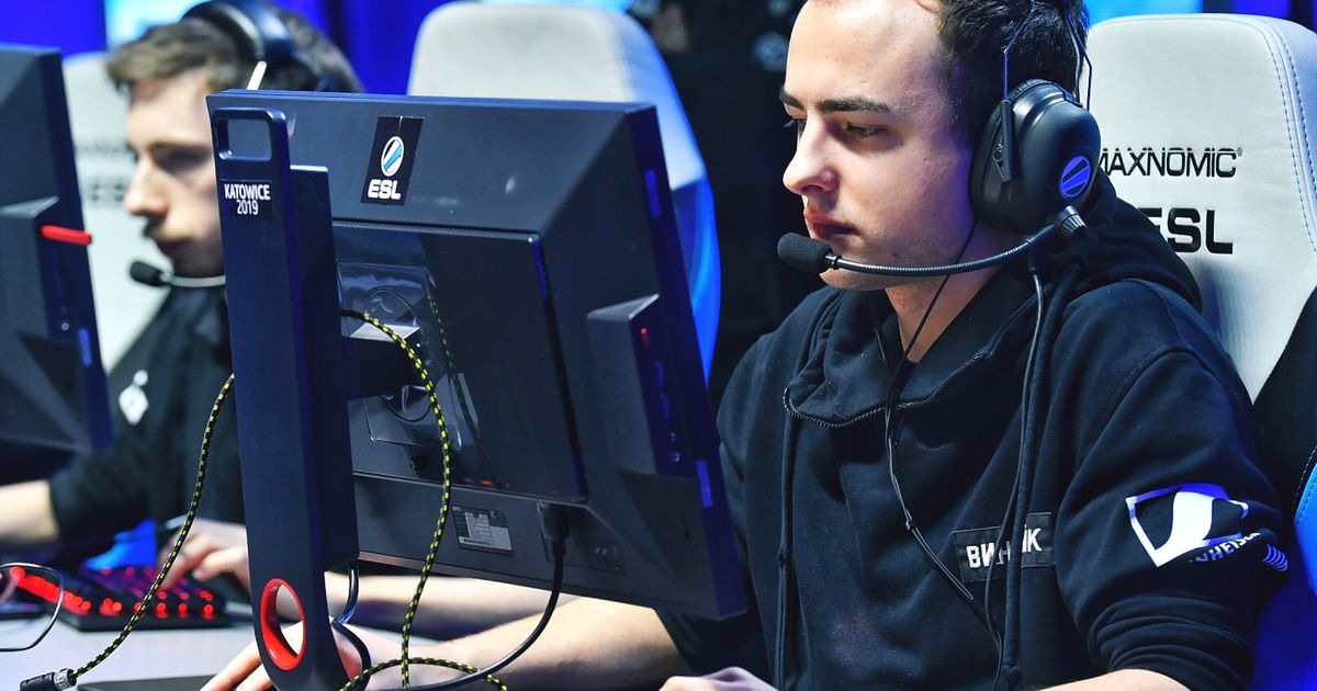 В составе Winstrike по CS:GO осталось четыре игрока