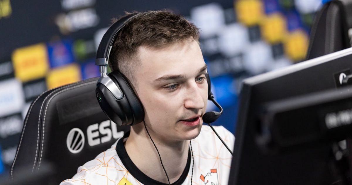 Virtus.pro поднялась на 14-е место в рейтинге команд по CS2 по версии ...