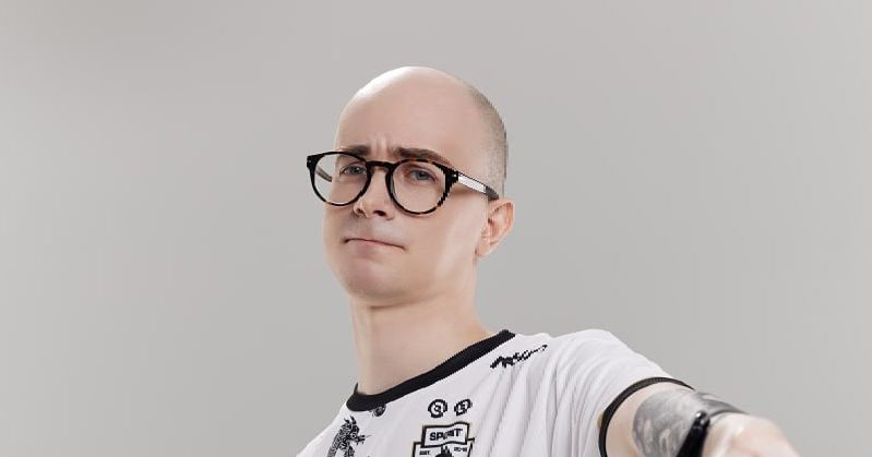 Sikle высказался о колличестве запаса HP у героев в Dota 2