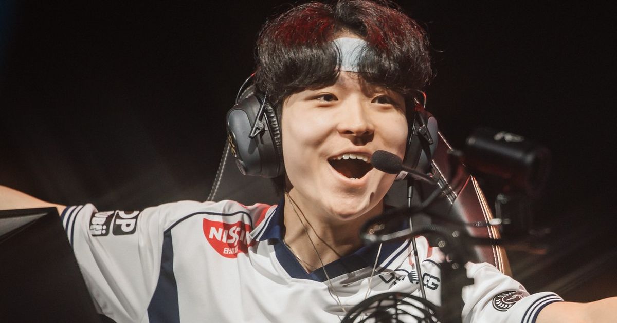 Liquid с Аязом nAts Ахметшиным и XLG с Артуром Rarga Чурюмовым вылетели ...