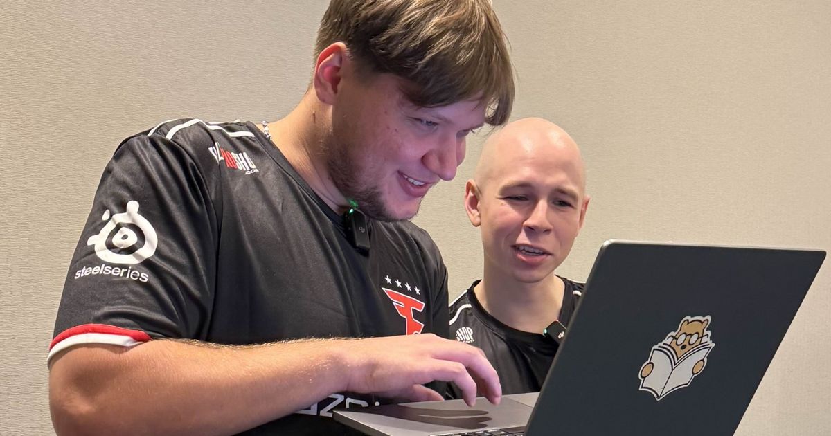 S1mple и EliGE продемонстрировали свой Pick'Em на вторую стадию BLAST.tv Austin Major 2025