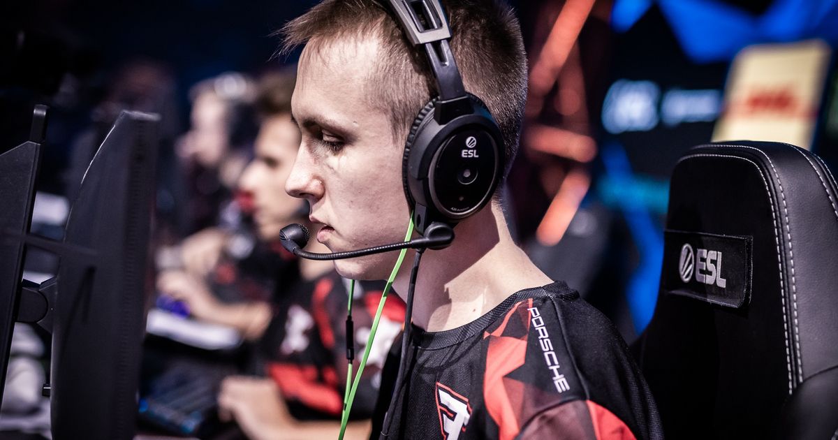 Официально: ropz покинул FaZe Clan