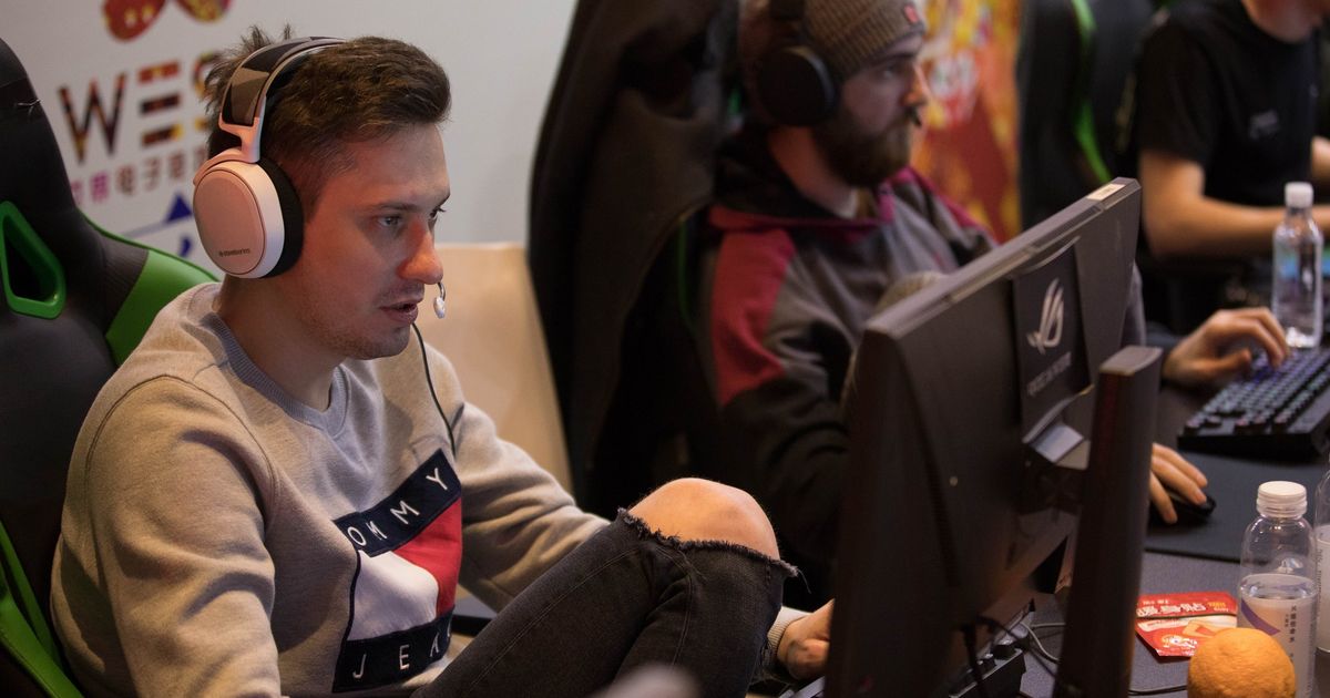 White-off прошла в полуфинал WESG 2018 по Dota 2