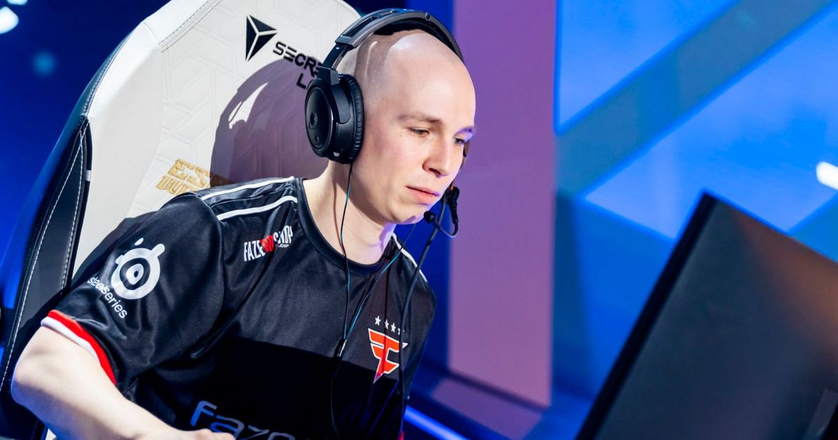 EliGE покинул FaZe Clan