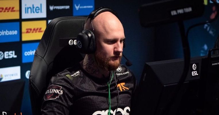 Fnatic обыграла Eternal Fire на ESL Pro League Season 17