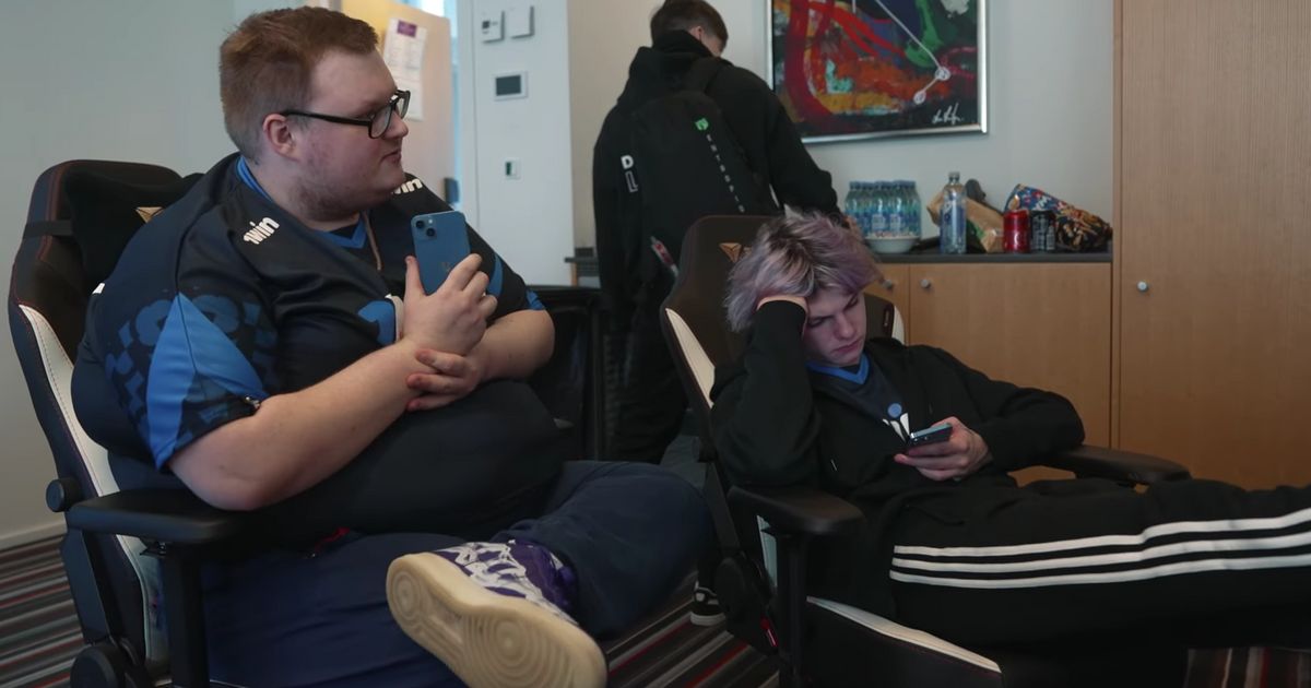 Boombl4 поддержал deko после вылета 1WIN из European RMR A