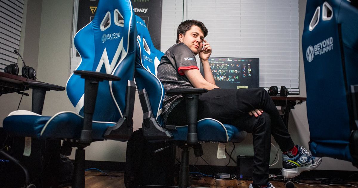 HellRaisers покинули DOTA Summit 11