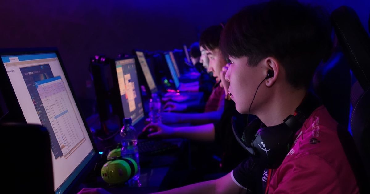 HOTU eSports стала чемпионом Открытых киберспортивных игр 2022